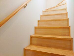 3階建て戸建ての民泊が注目される3つの理由！竪穴区画を4つのポイントで解説 – 民泊総合研究所